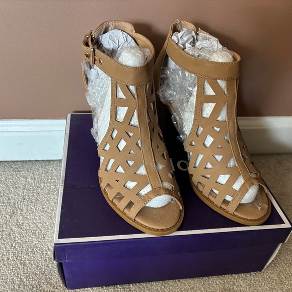 TOP Moda | Shoes | Top Moda Guilty Heart Block Heel Shoes | Poshmark